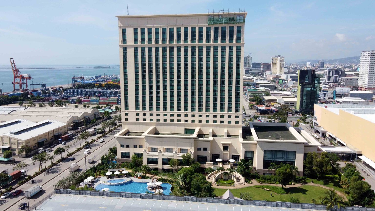Radisson Blu Hotel Cebu - Luxury Hotel for Weddings & Events | Cebu ...